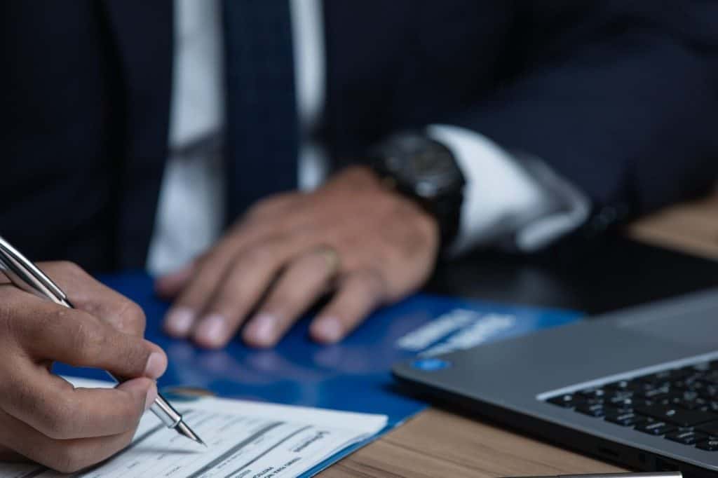 Jak napisać testament – wzór z objaśnieniem | Łatwe Prawo